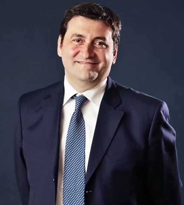 Portraits de polytechniciens Xtraordinaires #47 – Le fan club de DallAX