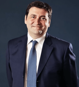 Portraits de polytechniciens Xtraordinaires #47 – Le fan club de DallAX